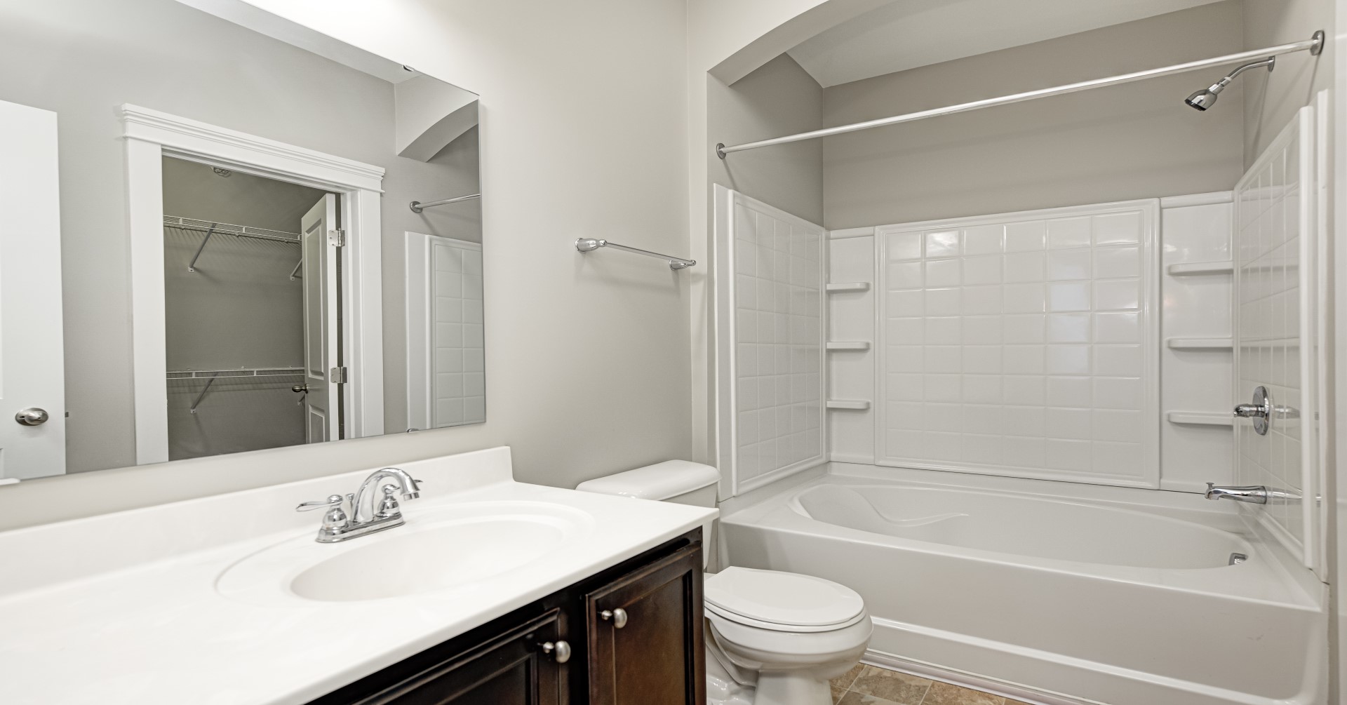 Carmel, IN Apartments Photo Gallery | Highpointe on Meridian Apartments
