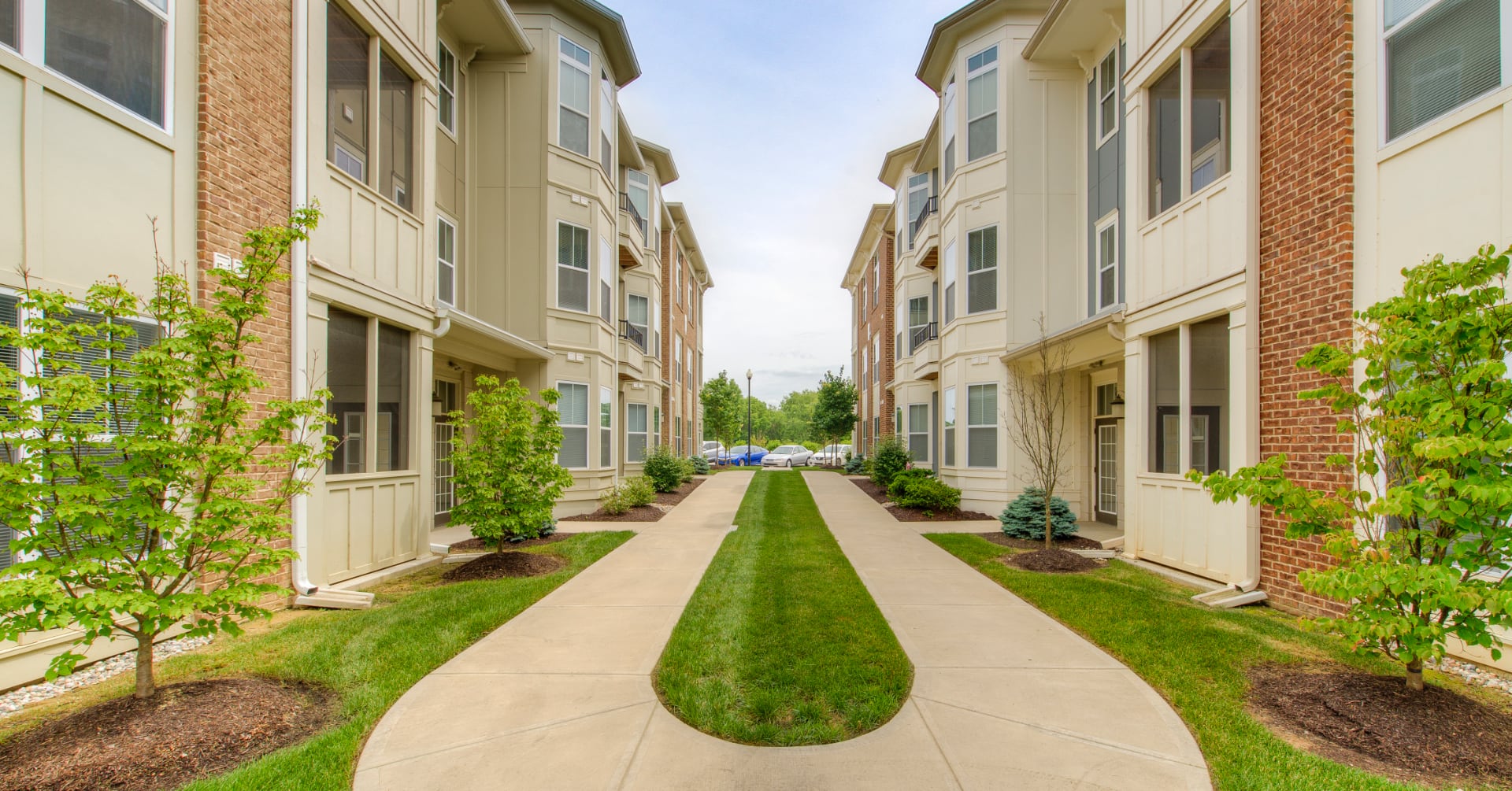 Apartment Photo Gallery | Highpointe on Meridian Apartments