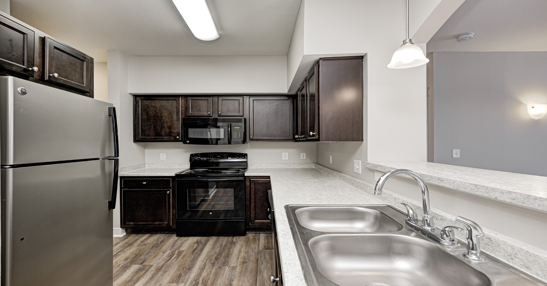 Apartment Photo Gallery | Highpointe on Meridian Apartments