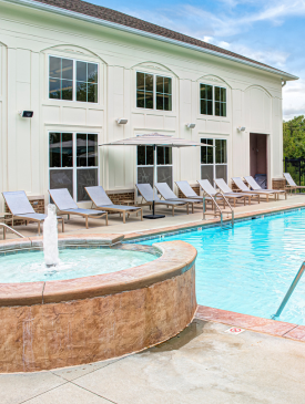 Highpointe on Meridian Apartments | Luxury Carmel Apartments
